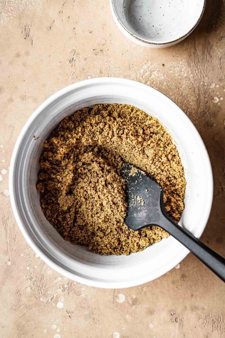 Gingerbread Cheesecake - The Floured Table