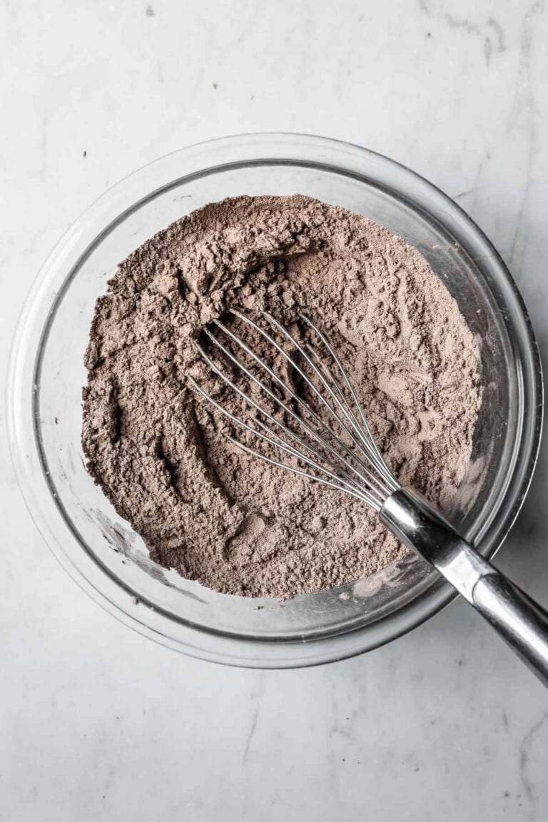 Homemade Oreo Cookie Recipe (Copycat Oreos) - The Floured Table