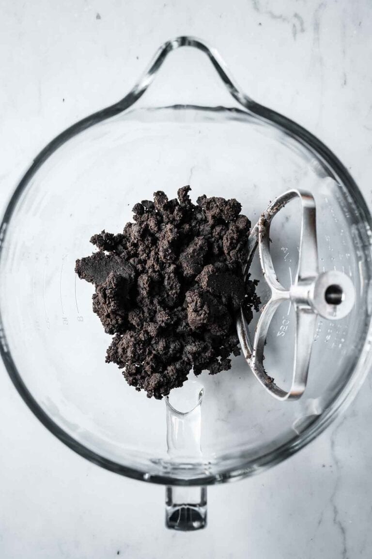 Homemade Oreo Cookie Recipe (Copycat Oreos) - The Floured Table