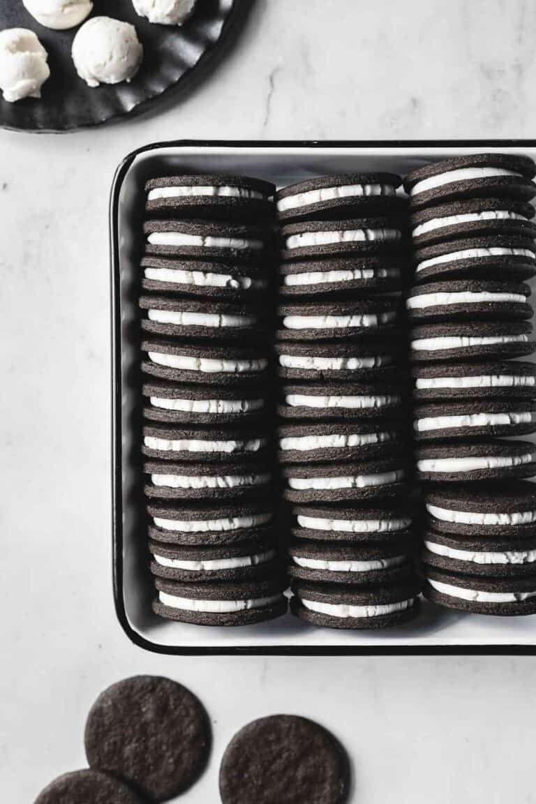 Homemade Oreo Cookie Recipe (Copycat Oreos) - The Floured Table